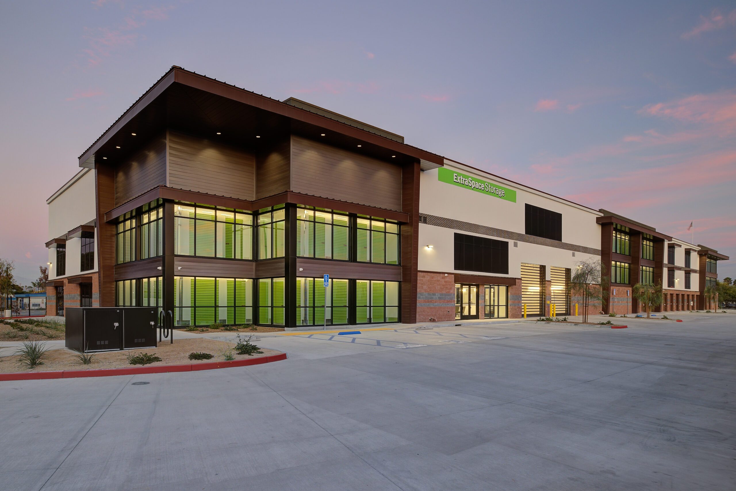 Norwalk Self Storage - ARCO/Murray